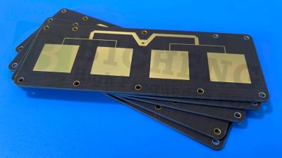 Cina PCB laminati per antenna Rogers RO4730G3 DK 3.0 con saldatura senza piombo ad alta temperatura in vendita