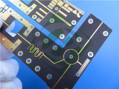 Cina PCB RT/duroid 5880 a 2 strati, costruito su sottile da 15mil (0,45 mm) e finitura oro a immersione per circuiti a microstriscia e a striscia in vendita