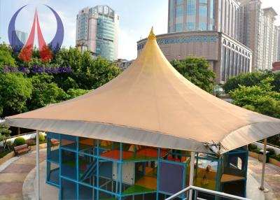 中国 実用的な引張られた膜は構造システムのための白い編まれた布張の建物を構成します 販売のため
