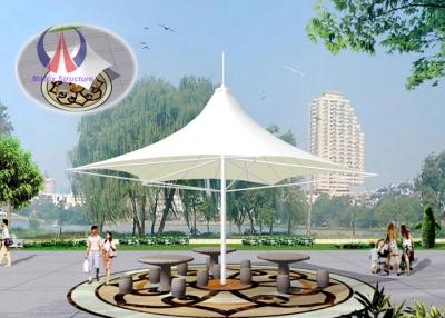 Cina Supporto di palo di tensione del centro di architettura della struttura di grande dell'ombra forma dell'ombrello in vendita