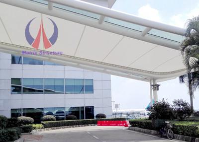 Cina Baldacchino d'acciaio del riparo di Sun della colonna, strutture architettoniche del tessuto per il passaggio dell'aeroporto in vendita