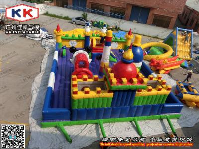 Cina città divertente gonfiabile della tela cerata del PVC da 0,55 millimetri all'aperto con la cucitura quadrupla in vendita
