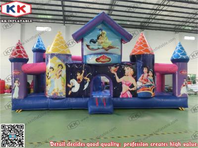 Cina Parchi di salto gonfiabili di divertimento del PVC del castello 0.55mm di tema porpora del fumetto per i bambini in vendita