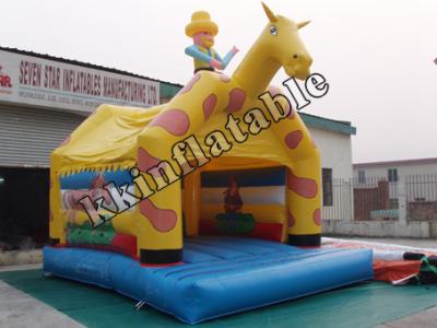 Cina Tipo locativo professionale gonfiabile uso gonfiabile della giraffa adorabile di evento dei buttafuori Kkb-g013 in vendita
