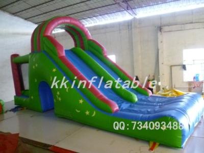 Cina I piccoli giochi di divertimento asciutti gonfiabili dello scorrevole del bambino hanno colorato la durevolezza per le feste in vendita
