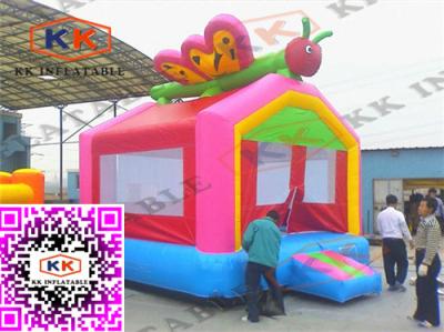 Cina Campo da giuoco di pubblicità rosa/Camera gonfiabili dell'interno buttafuori dei bambini in vendita