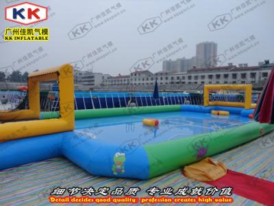 Cina Esprima il PVC gonfiabile di spessore dei giochi/0.6mm di sport del giacimento di pallone da calcio della tazza in vendita