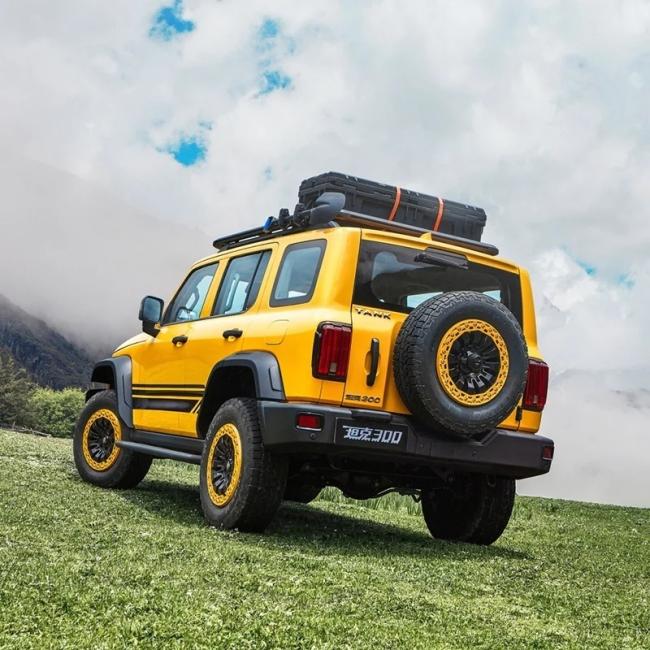 New Automobile Tank 300 2023 off-Road Version 2.0t Conqueror China Vehicle