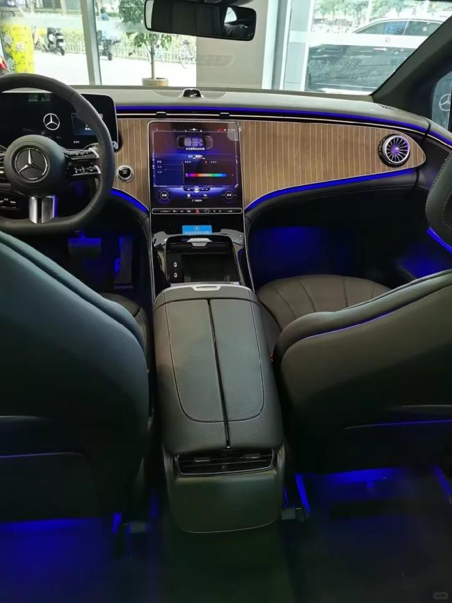 Mercedes-Benz Eqe 350 Pure Electric Luxury Car 752km Long Range 4WD Electric Vehicle 5 Doors 5 Seats Limousine Long Battery Left Driving EV New Energy Ca