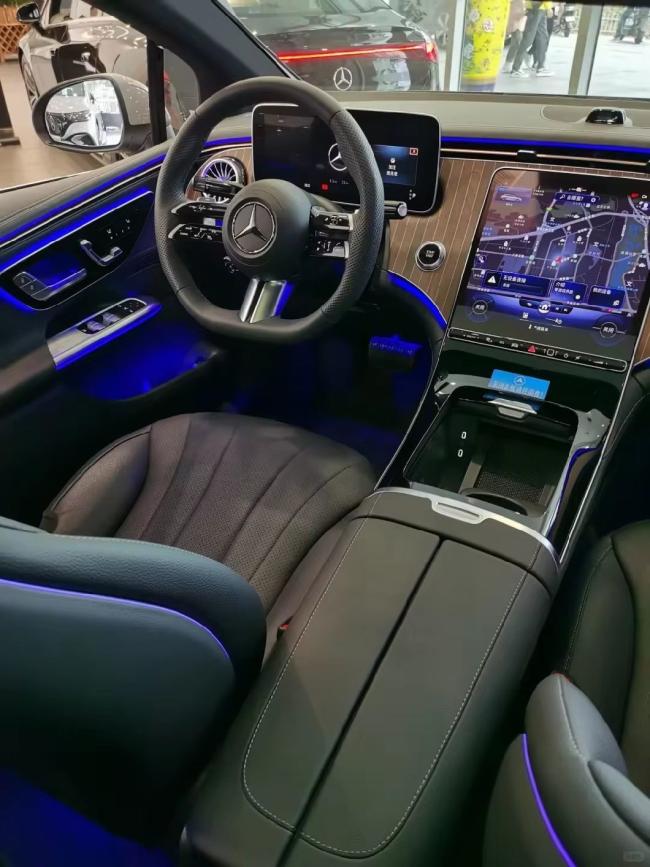 Mercedes-Benz Eqe 350 Pure Electric Luxury Car 752km Long Range 4WD Electric Vehicle 5 Doors 5 Seats Limousine Long Battery Left Driving EV New Energy Ca