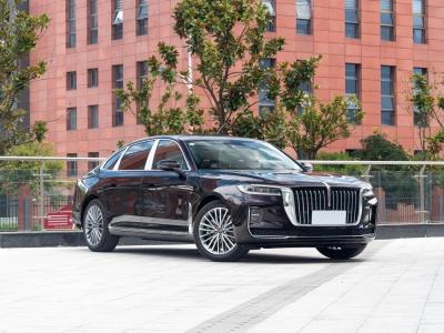 Κίνα - Έκανε Hongqi H9 2.0t 3.0t πολυτελή αυτοκίνητο με ηλεκτρομαγνητικό σύστημα πέδησης και βενζίνη προς πώληση