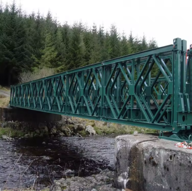 Steel bridge structural details