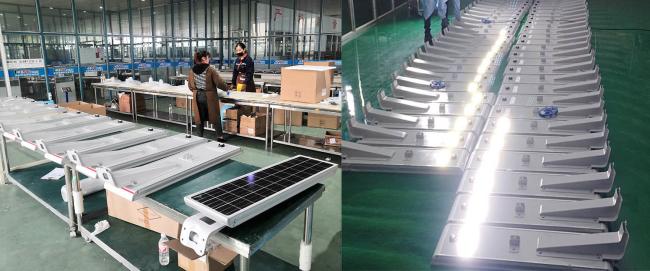 Integrated Solar Advertising Light Equipment 30W CREE LED With Replaceable Poster