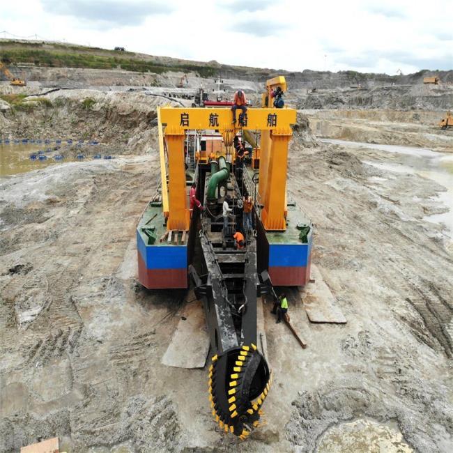 Long Continue Working Time Cutter Suction Dredger for Sale