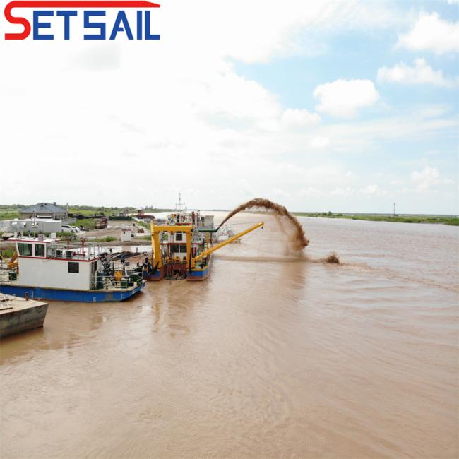 24 Inch Hydraulic Cutter Suction Sand Dredger with Diesel Engine