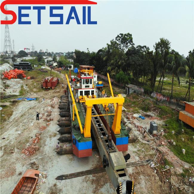 Trailing Hopper Cutter Suction Dredger for 3 in 1