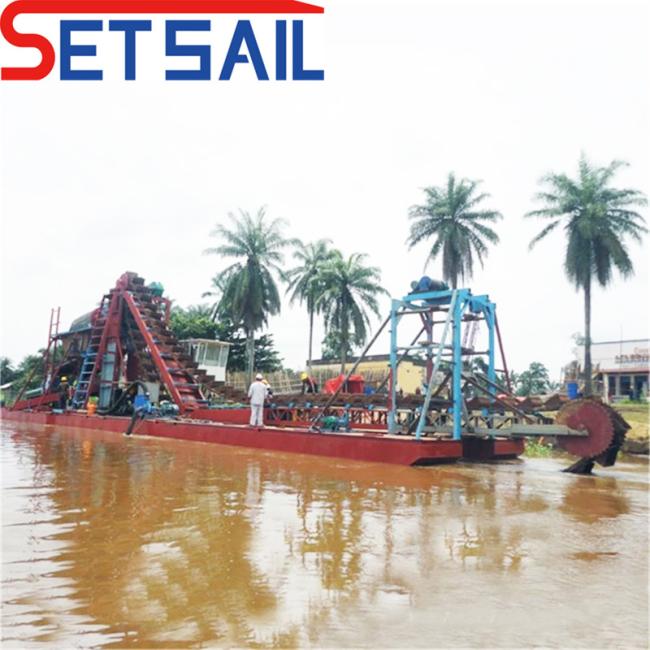 Bucket Chain Gold and Diamond Dredger with Trommel Screen