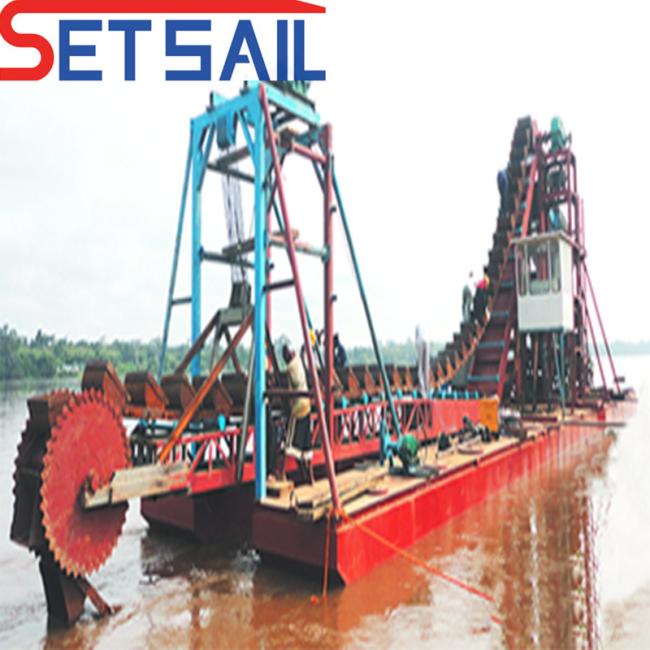 Factory Gold Dredger/Gold Mining Equipment Used in River
