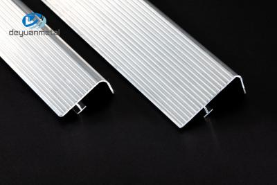 Κίνα 6463 μύλος πάχους περιποίησης T6 5mm ακρών σκαλοπατιών αργιλίου που τελειώνουν που υποβάλλεται σε ανοδική οξείδωση προς πώληση