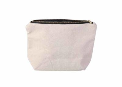 Cina Customized Logo 12oz natural Cotton Toiletry Bag With Silk Screen Printing in vendita