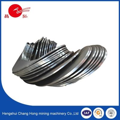 China Vuelo espiral de acero de tornillo SUS316 del taladro de la cuchilla del grano flexible del transportador en venta