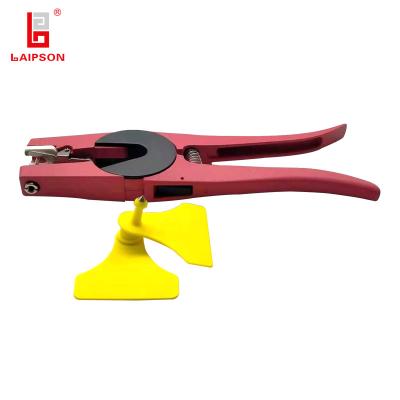 중국 59mm BASF TPU OEM Ranches Small Pig Sheep Ear Tag For Livestock 판매용