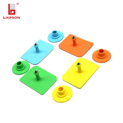 China BASF 52*38mm Tpu Laser Printing QR Code Metal Tip Cattle Pig Sheep Ear Tag For Farm for sale