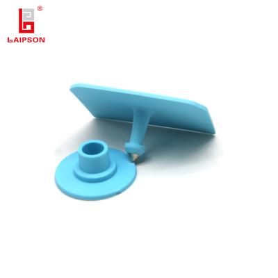 China BASF 52*38mm Tpu Laser Printing QR Code Metal Tip Cattle Pig Sheep Ear Tag For Farm for sale