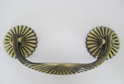 Cina Maniglie d'ottone antiche della bara del metallo, hardware del cofanetto del metallo per il funerale in vendita