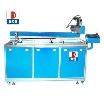 Chine Machine à mettre en pot pour le mélange de résine époxy 1 1 2 1 3 1 4 1 5 1 Dispensateur de liquide Doming à vendre