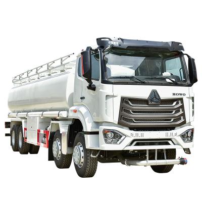 China Oil Storage 25 Tons SINOTRUK 8x4 12 Wheels Fuel Tanker Truck Made in with Forward Shift Number 10 for sale