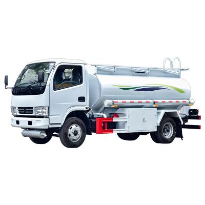 China Market Left Hand Drive Small Mobile Fuel Tank Truck With Yuchai Or Chao Chai Engine for sale