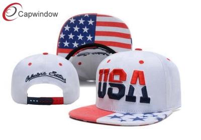 Cina Berretti da baseball di Snapback di stampa della bandiera di U.S.A. con ricamo 3D sulla corona in vendita