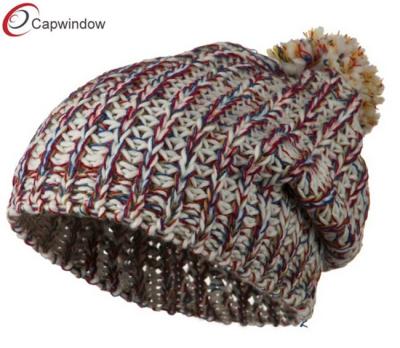 China Sahnefrauen Beanie-Winter-Hut-Acrylregenbogen-Weiche gestrickt zu verkaufen