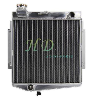 Cina Il centro di alluminio del radiatore 3 della vettura da corsa per DATSUN FAIRLADY nel 2000 1969-1970 in vendita