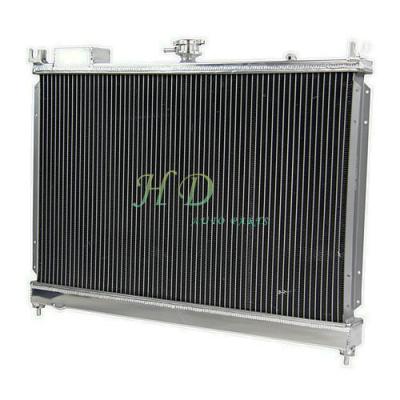 Cina Radiatore di alluminio NISSAN di modello adatto Pintara dell'automobile/automobile del giapponese della trasmissione manuale TA dell'orizzonte R31 86-93 RB20 /RB20DET in vendita