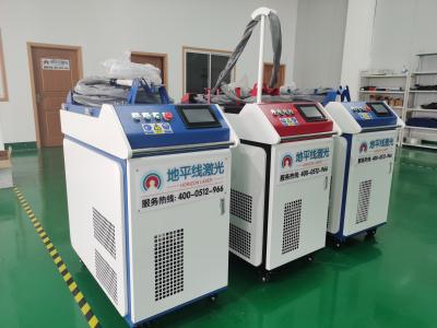 中国 繊維のレーザ溶接機械による15m 2000W 3mmのステンレス鋼の溶接 販売のため