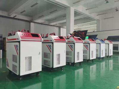 Cina Saldatore tenuto in mano Time Energy Splitting del laser 1000w di 50HZ 6mm in vendita