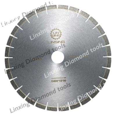 Cina Strumenti di diamanti di tipo sinterizzato per taglio di lastre di granito Buona nitidezza e lunga durata in vendita