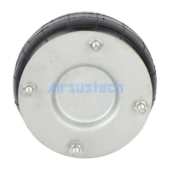 Close-up view of Norgren M/31061 G1/2 Flange Connection