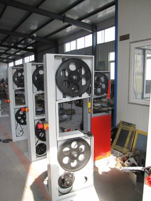 Κίνα 2HP η κάθετη ξύλινη ζώνη είδε στο νέο όρο το ξύλινο μέταλλο τέμνουσα πριονοκορδέλλα προς πώληση