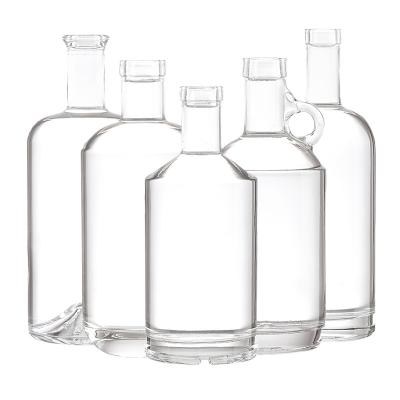 Cina 500 ml 750 ml di vetro Super Flint Materiale di vetro cristallino vuoto Bottiglie di vino per bevande in vendita