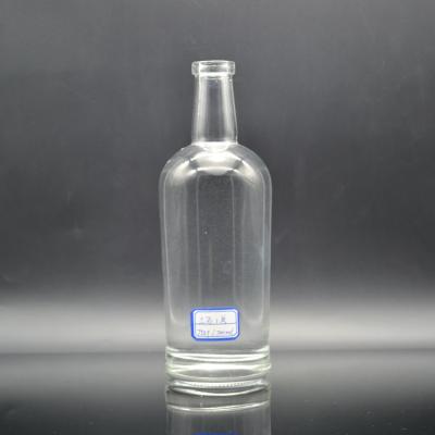 Cina Bottiglia di vetro da 750 ml per il requisito di whisky da materiale di vetro Super Flint in vendita