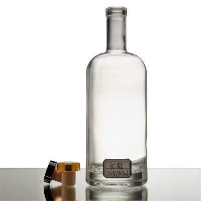 Cina Bottiglia di vetro di vodka, whisky, alcol con decalco/frigore/verniciatura e logo personalizzato in vendita