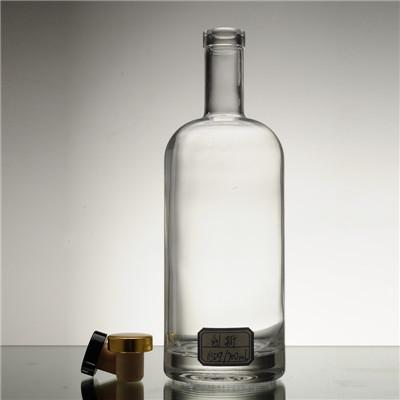 Cina Super Flint 700ml Spirit Glass Vodka Flascia con sughero OEM/ODM Accettabile Personalizzabile in vendita