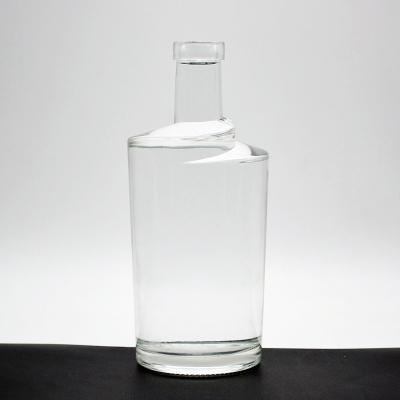 Cina Manipolazione superficiale Decal 750 ml Bottiglia di vetro liquore per la rotazione della spalla a forma personalizzata in vendita