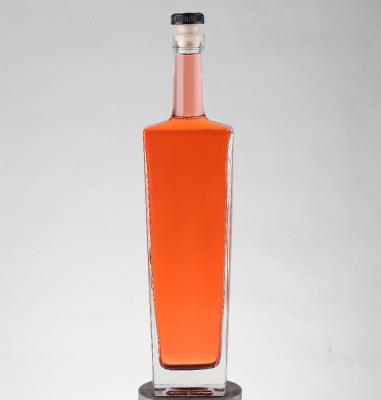 Cina Manipolazione superficiale a caldo Super Flint Gin Top Grade Vodka 750ml Bottiglia di vetro quadrato FOB in vendita