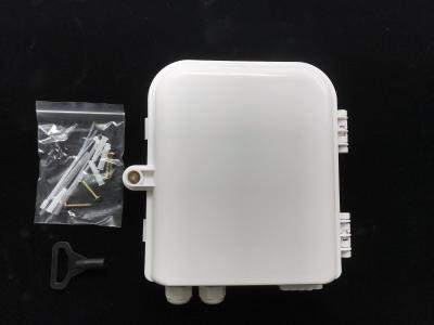 China Waterproof 1x8 Fibre Optic Distribution Box Easy Maintenance Small Cubage for sale