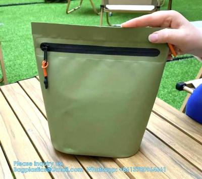 Chine PVC Tarp Pouch Toiletry Bag MakeUp Bag Sturdy PVC Tarpaulin Pencil Pouch Small Storage Bag à vendre
