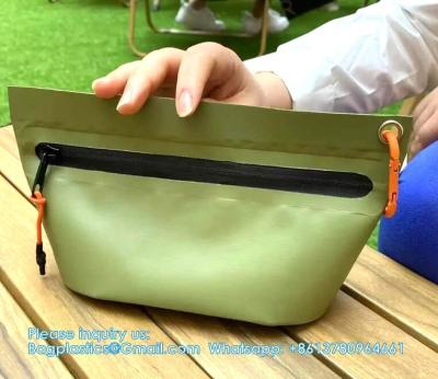 Chine PVC Tarp Pouch Toiletry Bag MakeUp Bag Sturdy PVC Tarpaulin Pencil Pouch Small Storage Bag à vendre